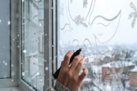 Best Markers for Glass - A Guide to Decorative Writing on Glass