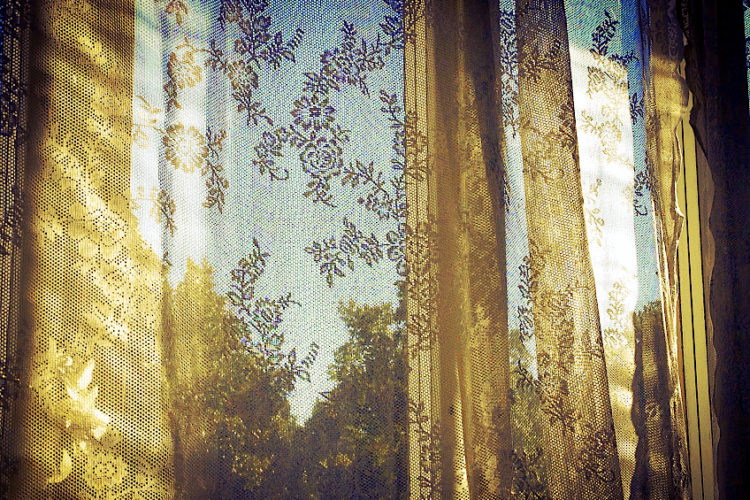 Muted Colors - How to Mix and Use Desaturated Color Tones