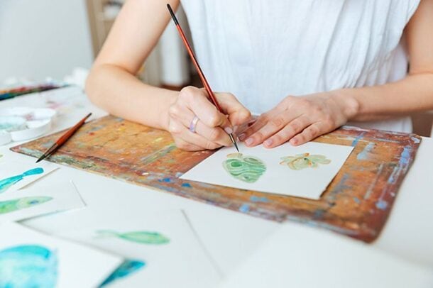 What Is Bristol Paper? - Versatile Paper for Arts and Crafts